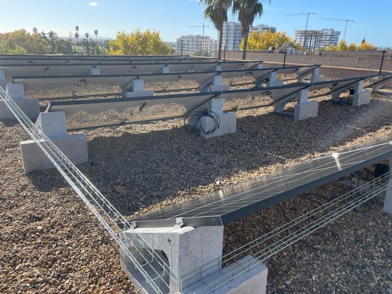 Lastres para estructuras de placas solares - Solarbloc